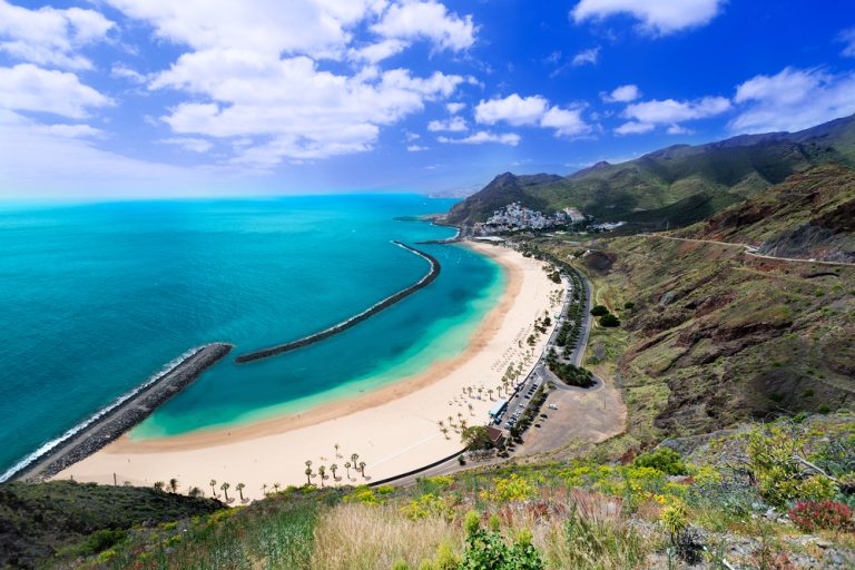 Prijstip! Zon, zee & strand op Tenerife | Vakantiedealz