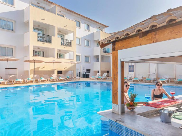 WOW! Bizar voordelig naar de zonnige Algarve | Vakantiedealz