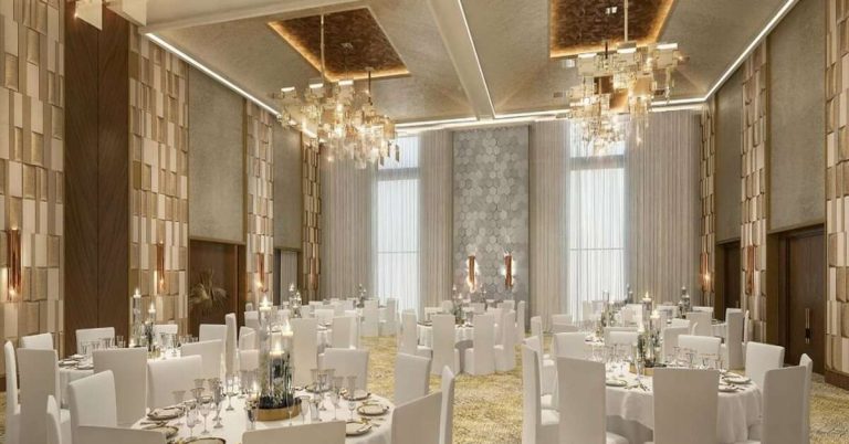 Hotel Holiday Inn Dubai Al-Maktoum Airport | Altijd de beste prijs